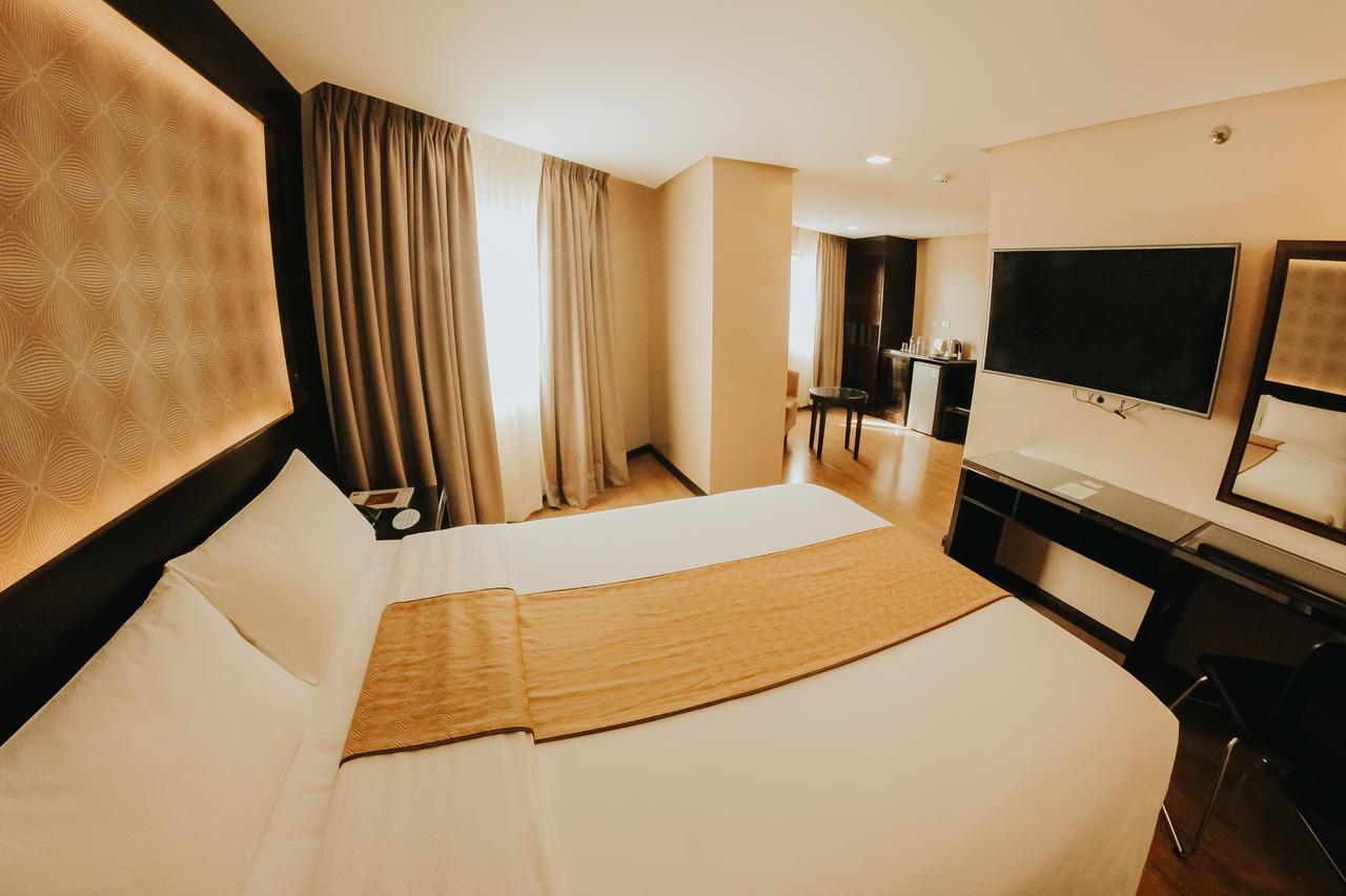 HOTEL GRAND XING IMPERIAL | ⋆⋆⋆ | ILOILO CITY, PHILIPPINES | SEASON ...